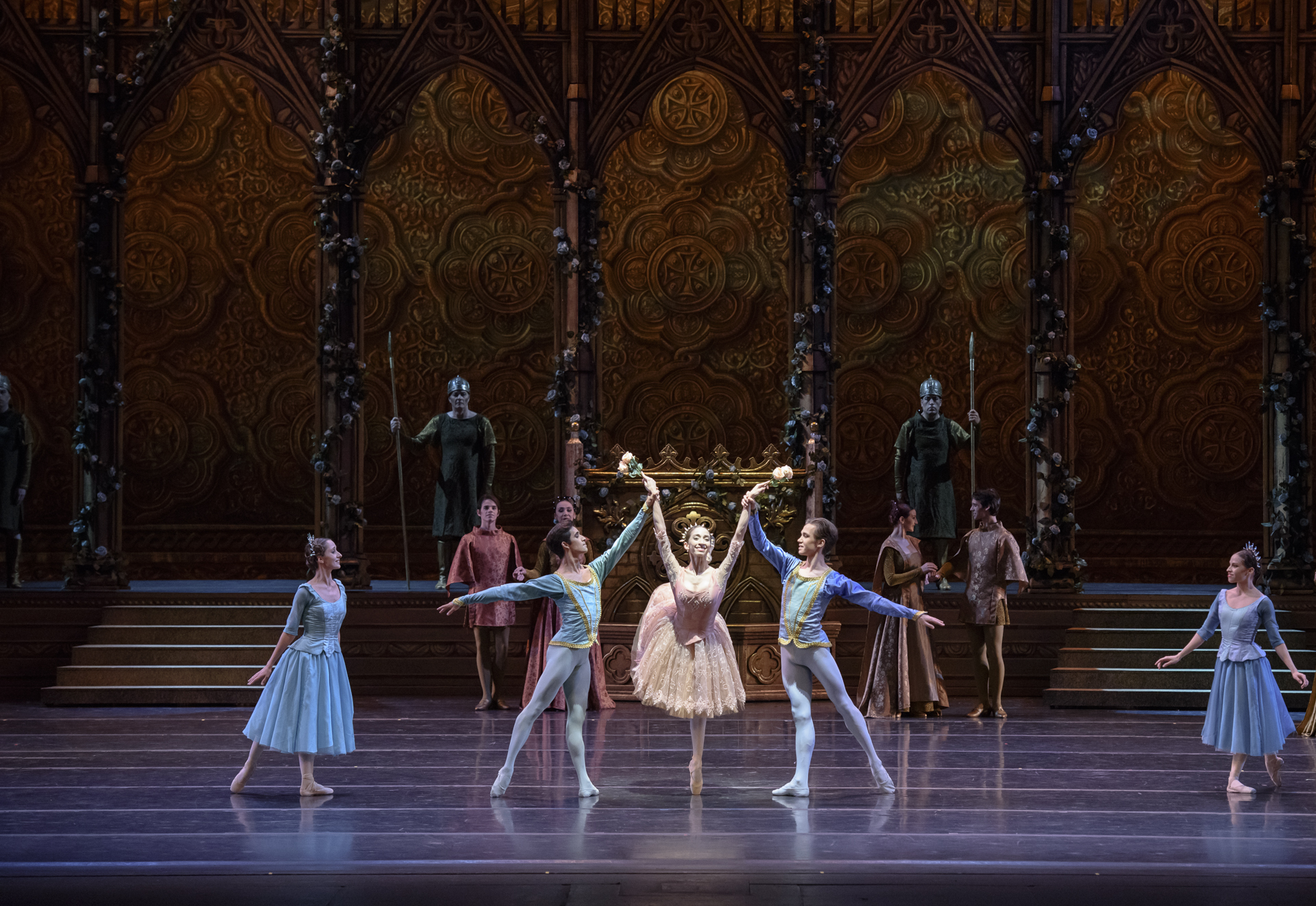 Ballet «Raymonda» en el Municipal de Santiago: Un estreno lleno de ...